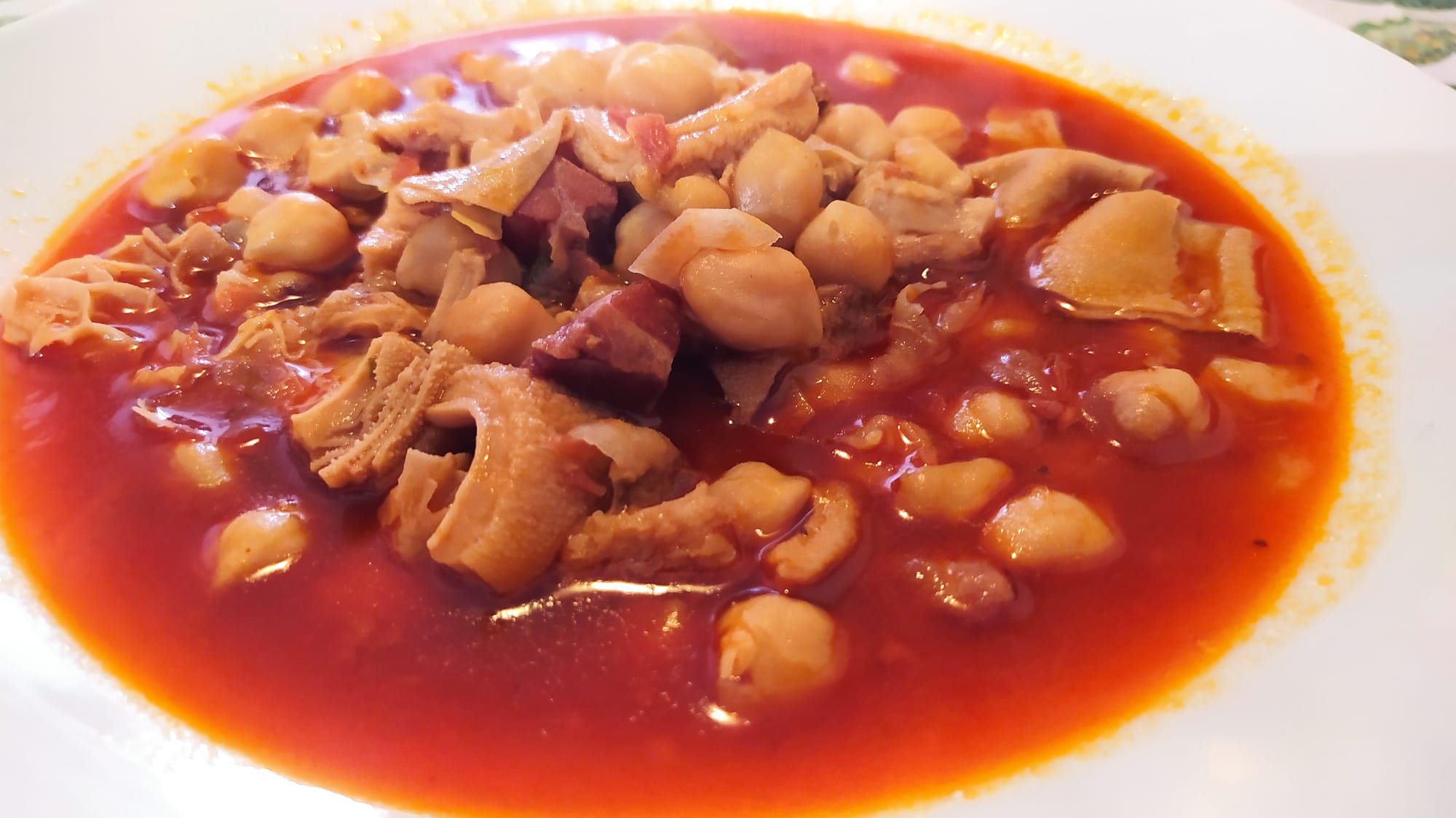 SABOREANDO EL AUTÉNTICO MENUDO - Saboreando