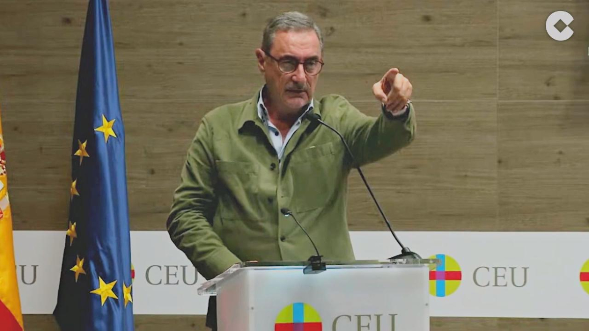 Carlos Herrera, a la XXV promoción del máster de radio COPE: "Huid del pesimismo, poned pasión"
