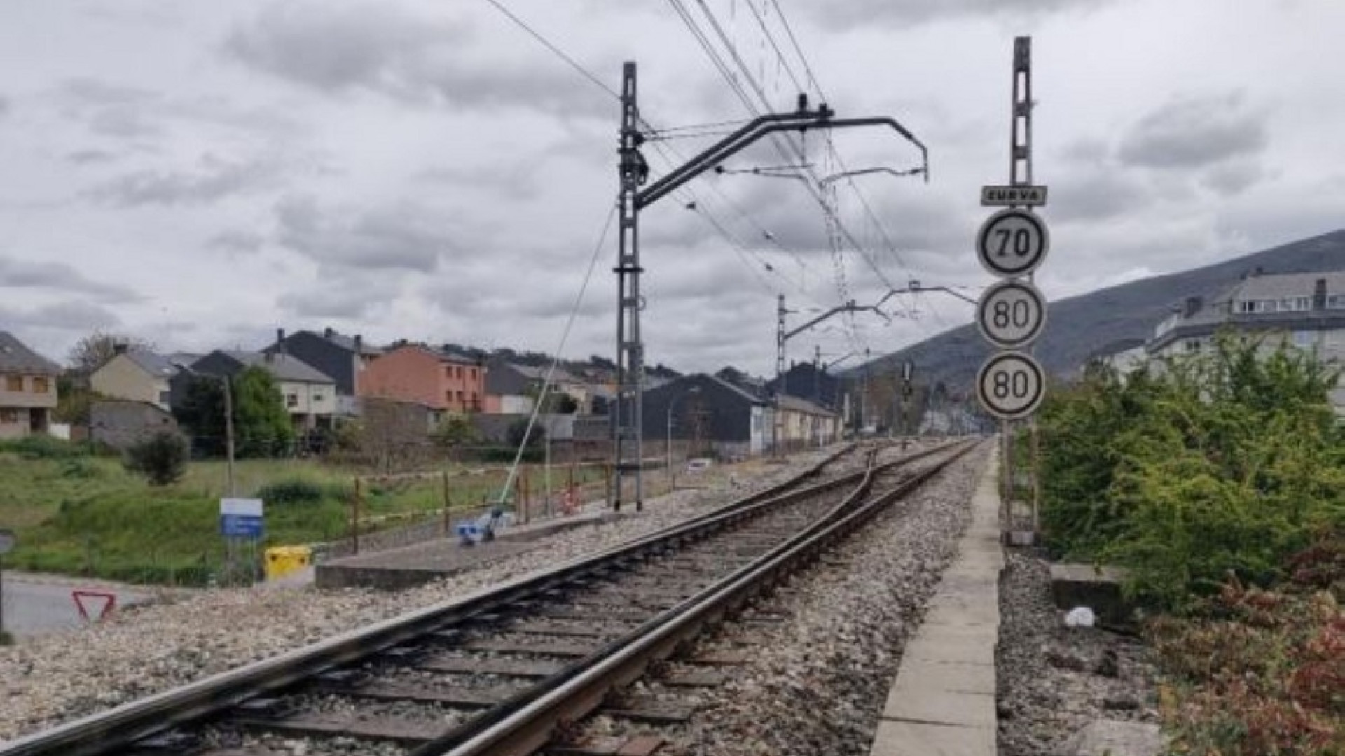 Adif construirá un paso inferior de vehículos en O Barco (Ourense) y ...