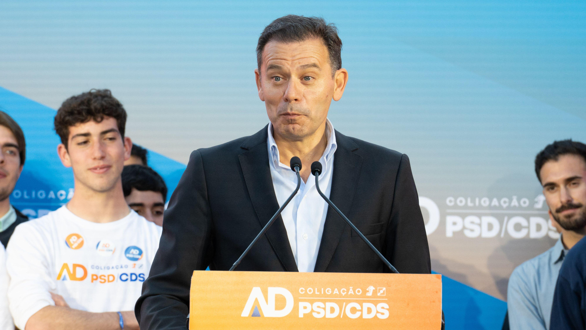 La coalición conservadora de Luis Montenegro gana sin mayoría absoluta ...