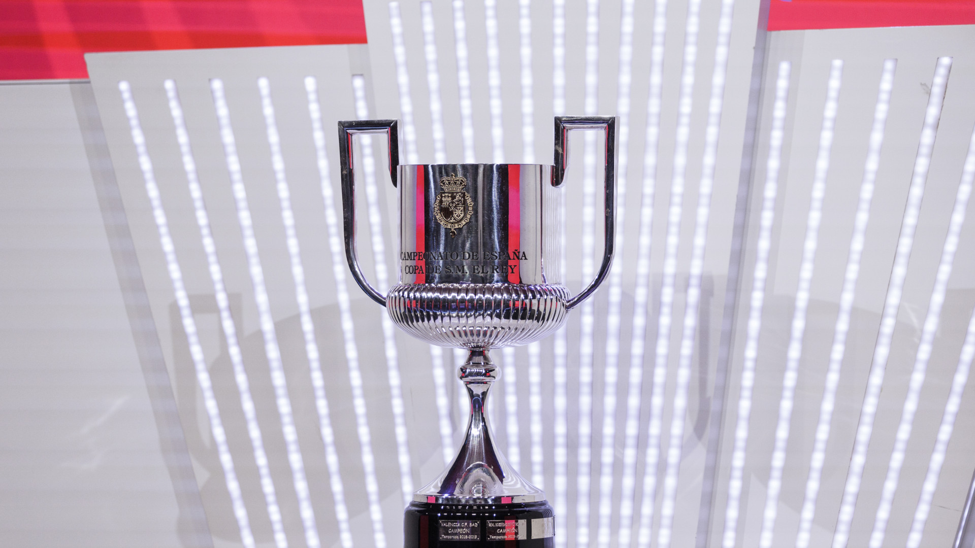 El Getafe sufe para ganar al Navalcarnero y el Guadalajara da la ...