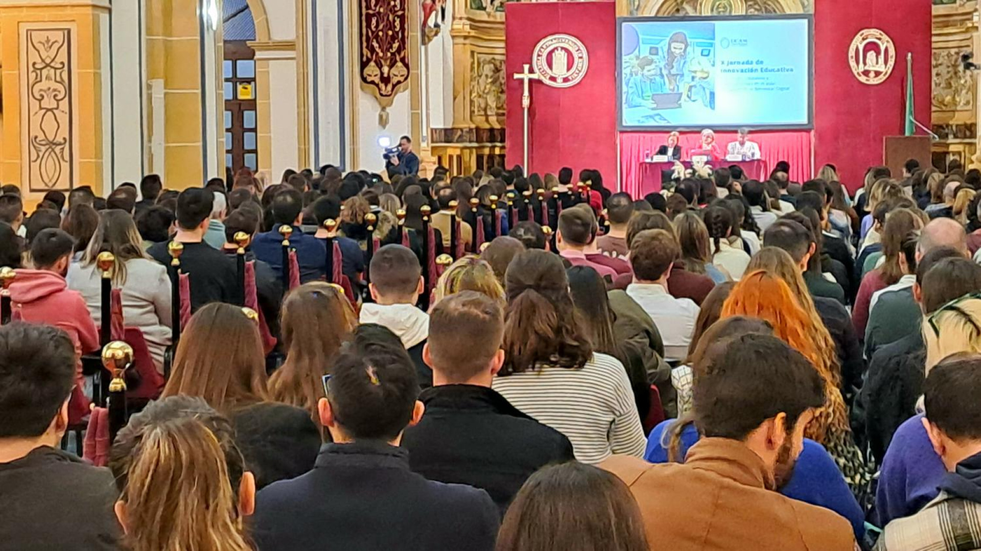 La UCAM debate en una jornada sobre innovación educativa