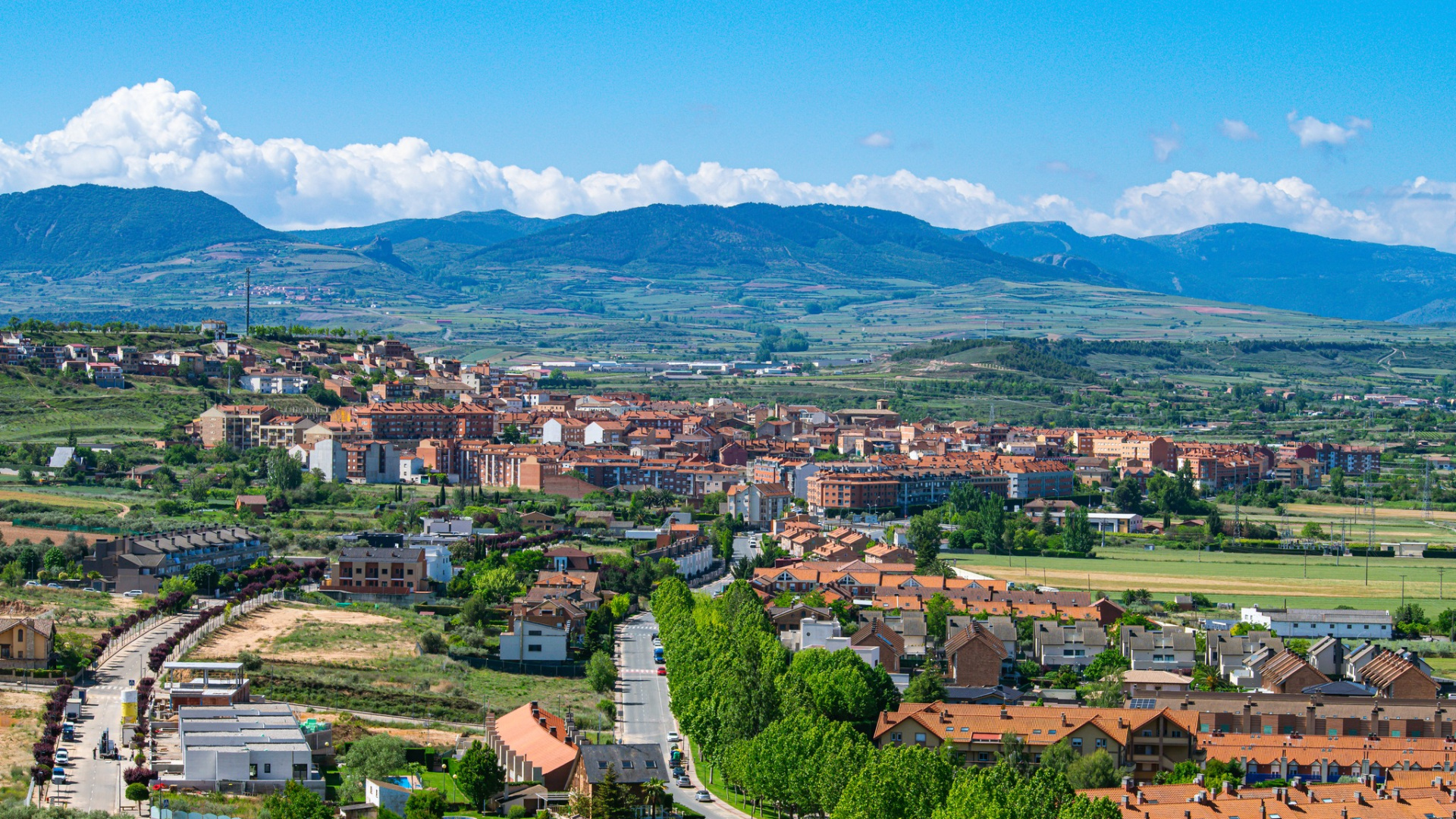 El pueblo de La Rioja que mantiene encendidas las luces de Navidad más ...